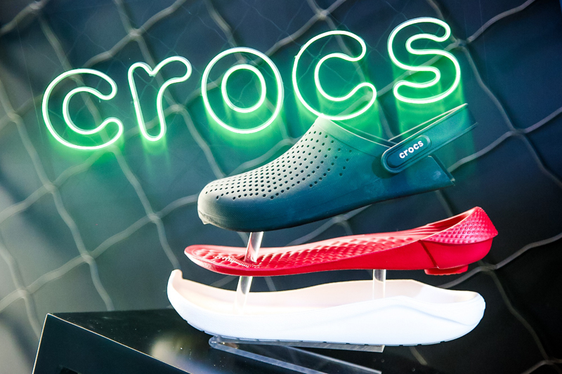 Crocs联袂乐华七子，邀你演绎专属舒适派