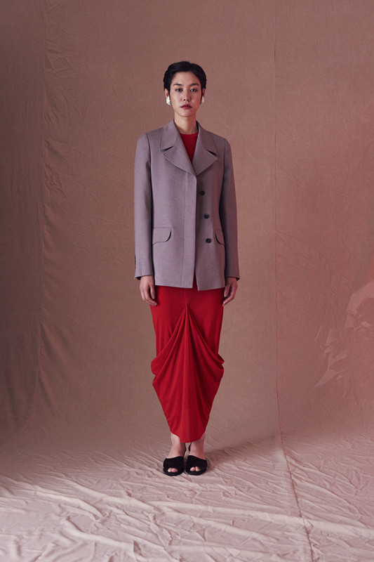 SAMUEL GUÌ YANG 2019春夏系列_品牌新闻_潮流服饰频道_VOGUE时尚网