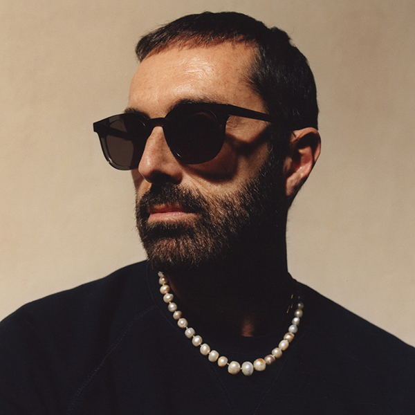 Giambattista Valli谈他和H&M的合作：“我在意的与其说是时尚，不如说是风格”