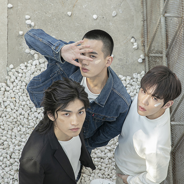 邂逅初秋，Tabula Rasa助力打造少年的秋日氛围感